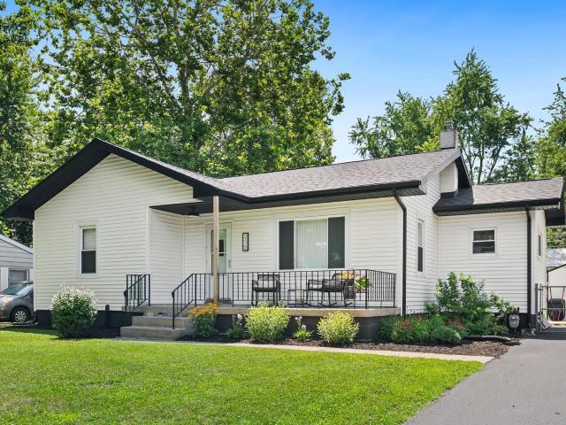 215 E Maple Grove Street