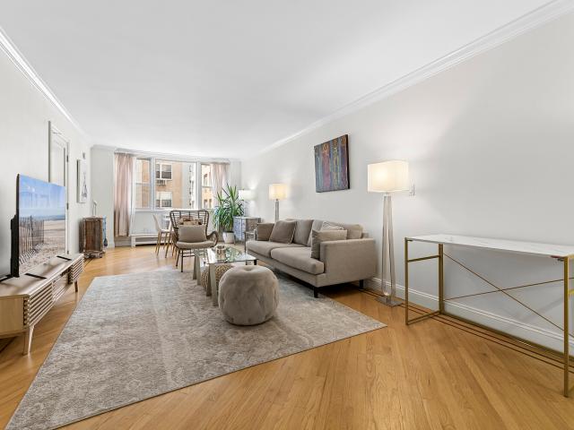 215 East 80th Street, New York, NY