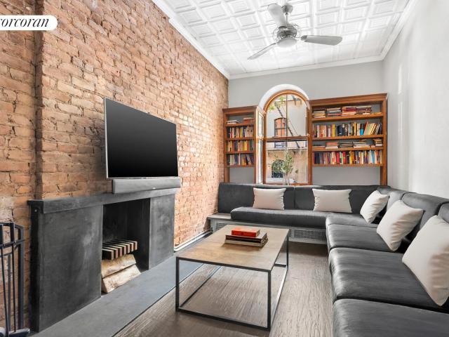 215 East 17th Street, New York, NY
