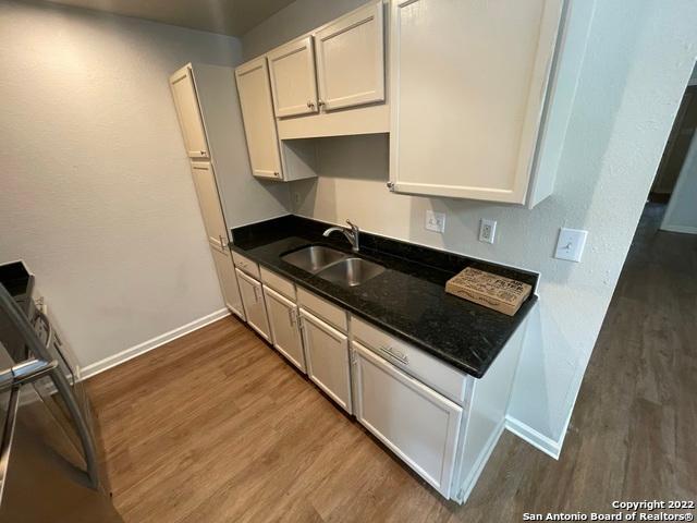 215 Eleanor Ave, Unit 2