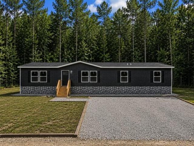 215 Eva Dr, Loris, SC 29569