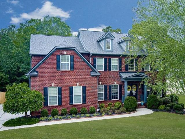 215 Forest Creek Ln, Canton, GA 30115