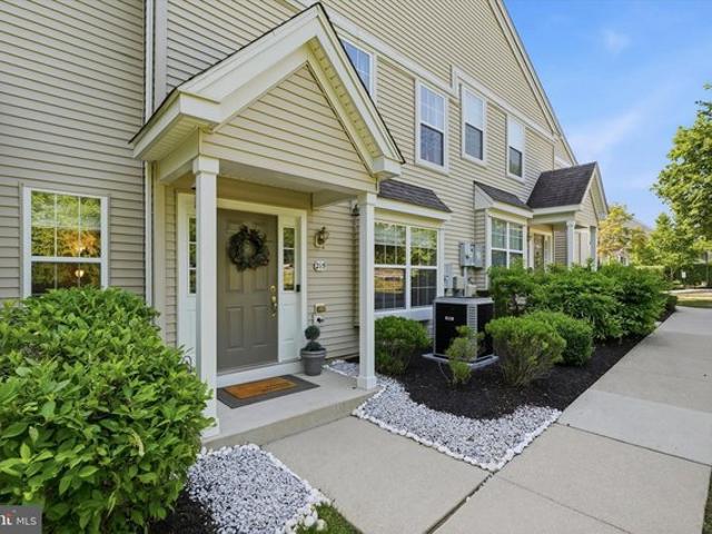 215 Flagstone Rd Unit 1, Chester Springs, PA 19425