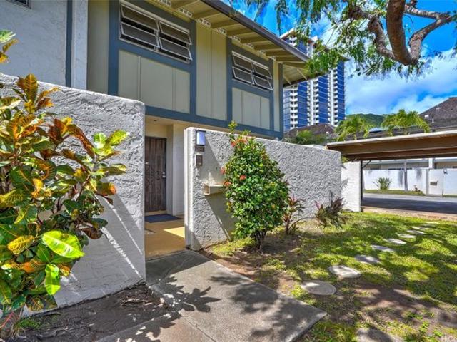 215 Kawaihae St Unit F1, Honolulu, HI 96825