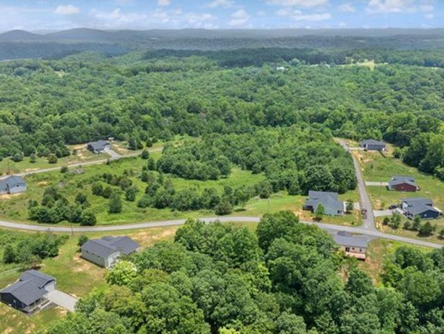 215 Kelly Cir, Nancy, KY 42544