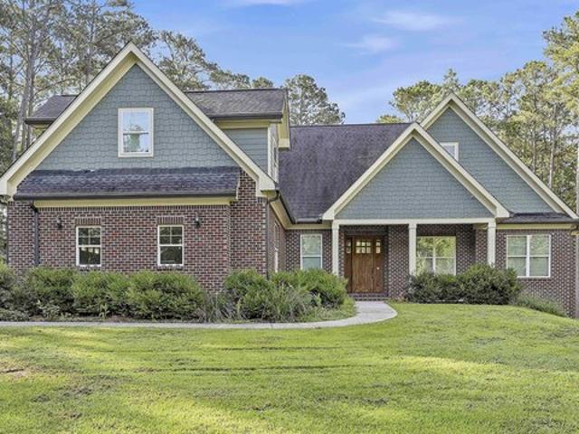 215 Kingswood Ln, Fayetteville, GA 30215
