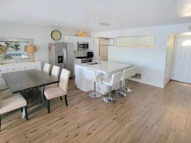 215 Holiday Way, Oceanside, CA 92057