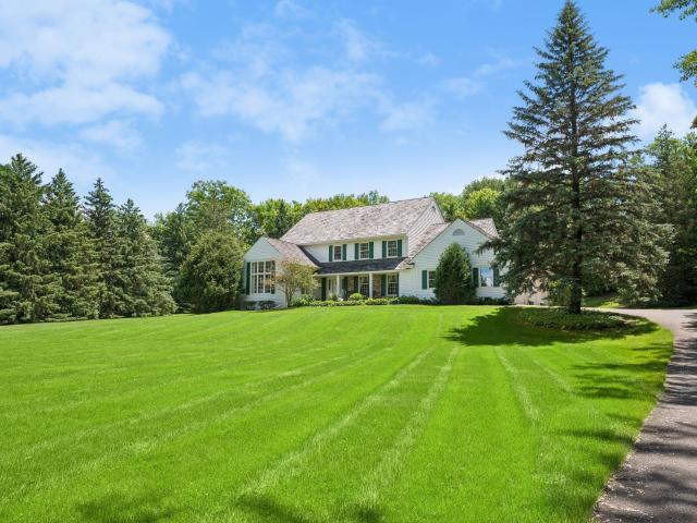 215 Hollander Road