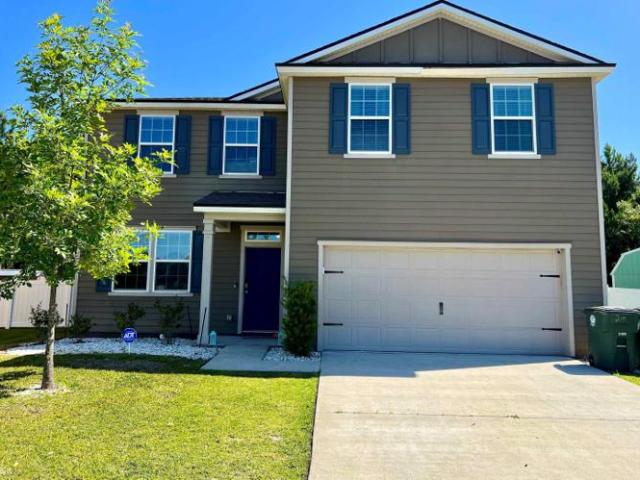 215 Hayworth Ct, Kingsland, GA 31548