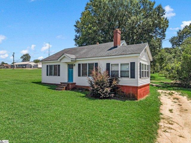 215 Haile St, Jonesville, SC 29353