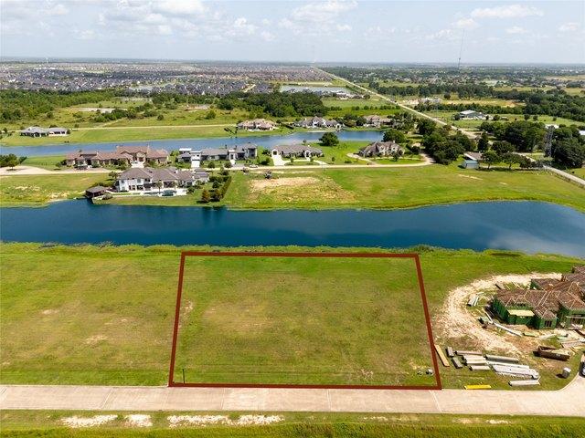 215 Hall Thompson Rd, Katy, TX 77493