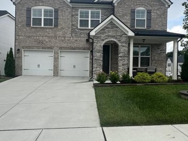 215 Heartland Dr, Mount Juliet, TN 37122