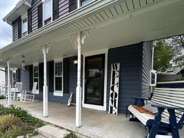 215 Hitching Post Drive