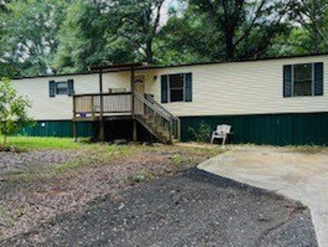 215 Highland Dr, Locust Grove, GA 30248