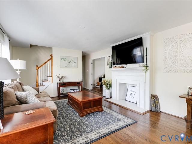 215 Jackson Avenue