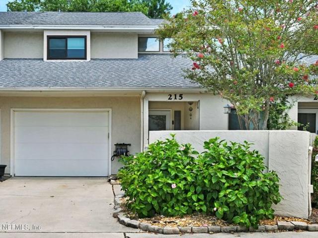 215 LA Pasada Cir E, Ponte Vedra Beach, FL 32082