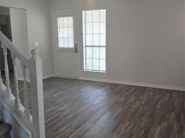 215 Lake Park Road