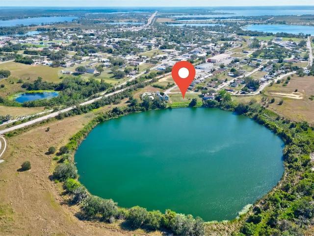 215 Lake Rachard Blvd, Lake Placid, FL