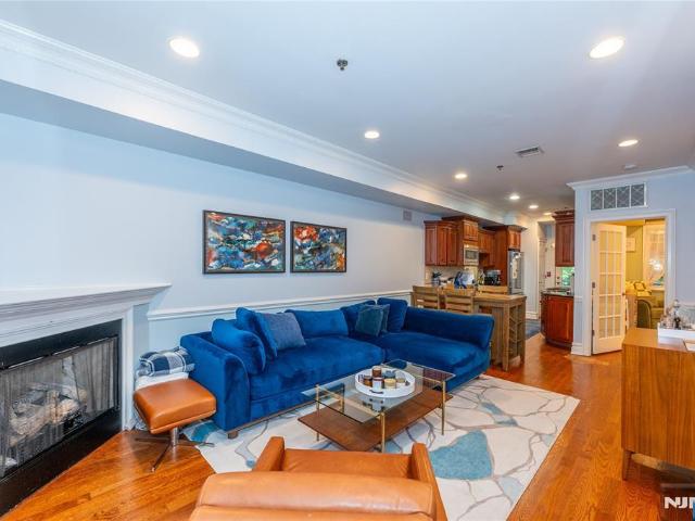 215 Monroe Street # 1