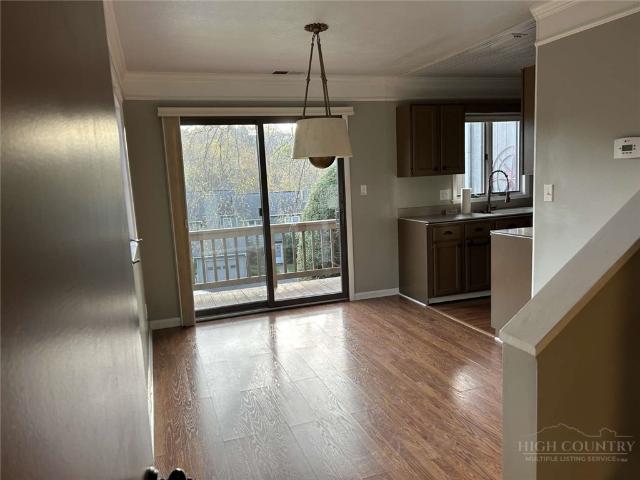 215 Meadow Ridge Road 19