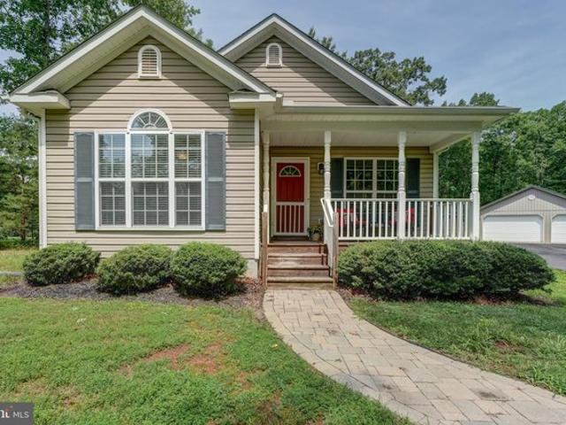 215 Mitchell Point Rd, Mineral, VA 23117
