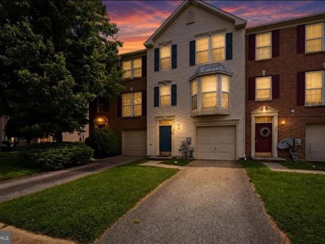 215 N Bridlewood Dr, Newark, DE 19702