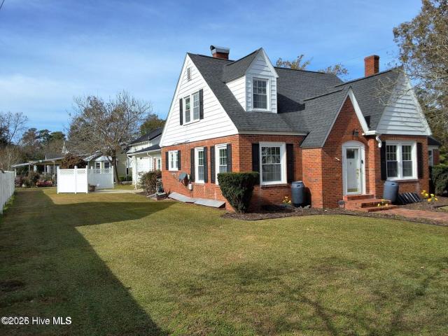 215 N Elm Street