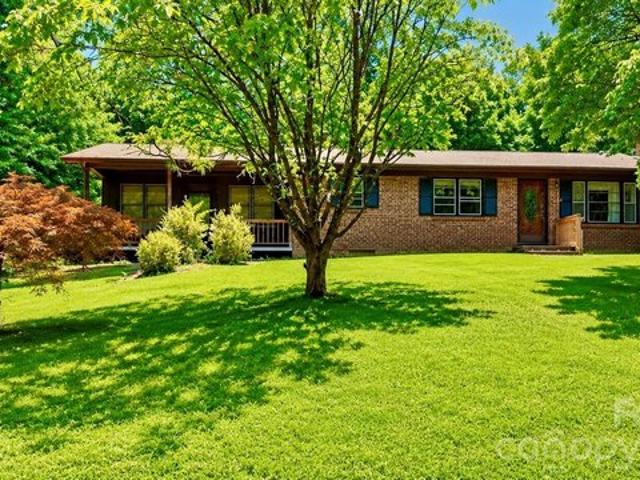 215 N Fork River Rd, Marion, NC 28752