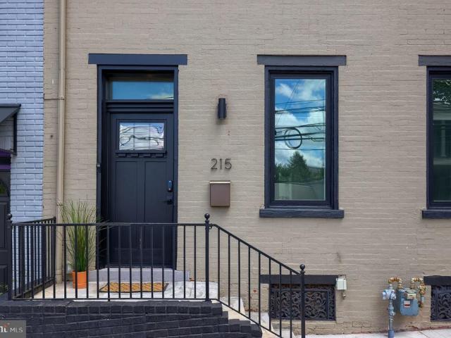 215 N Lime Street