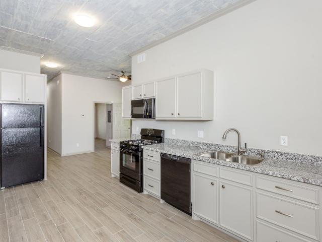 215 N Milby Street 1