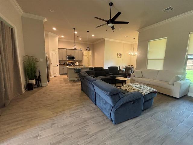 215 norwell Lane