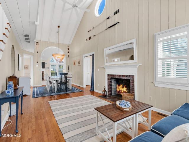 215 Neptune Place
