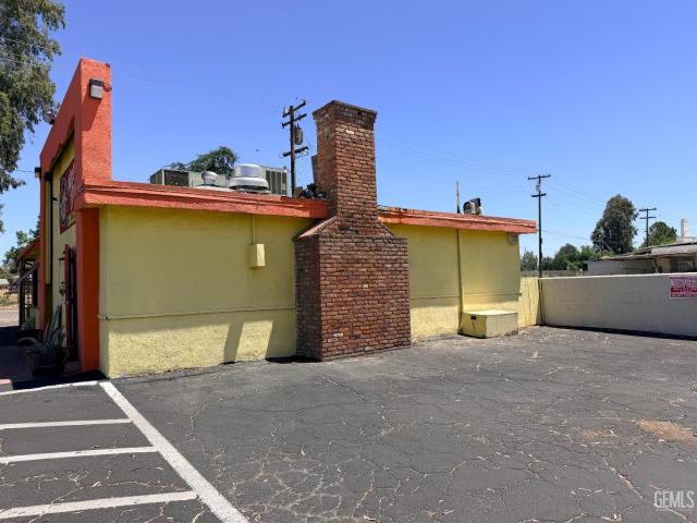 215 Niles Place