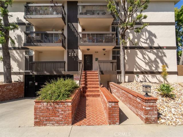 215 S Madison