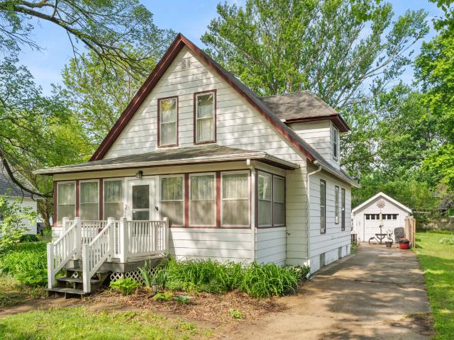 215 S Maple Avenue