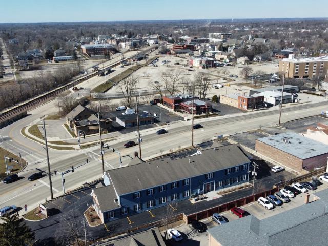 215 S Northwest Hwy, Barrington, IL 60010 | MLS #12420 | Compass