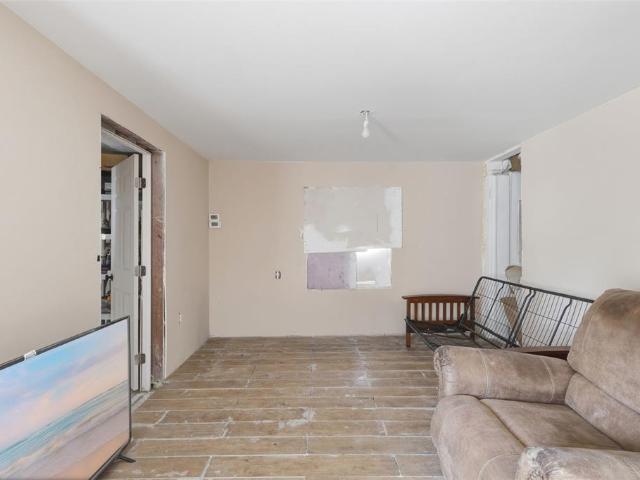 215 S Oleander Ave, Daytona Beach, FL 32118 | MLS #O6410