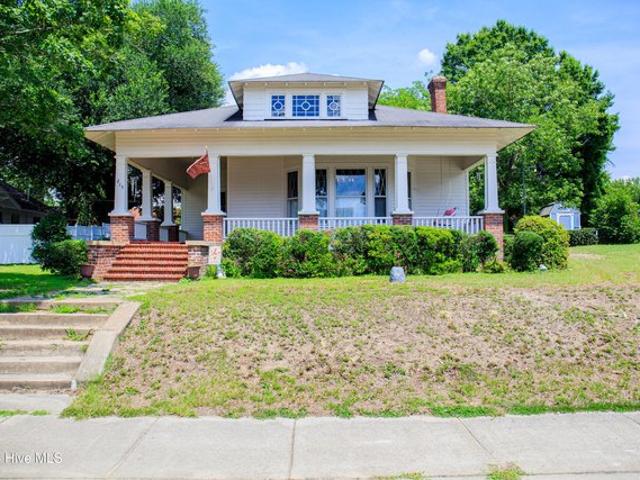 215 S Randolph St, Rockingham, NC 28379