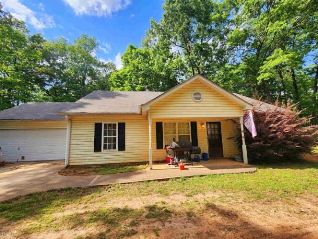 215 S Stewart Ln, Griffin, GA 30224