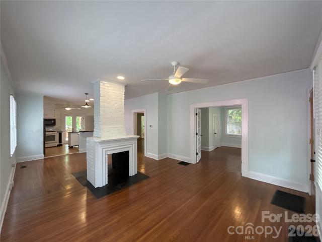 215 S Summit Avenue