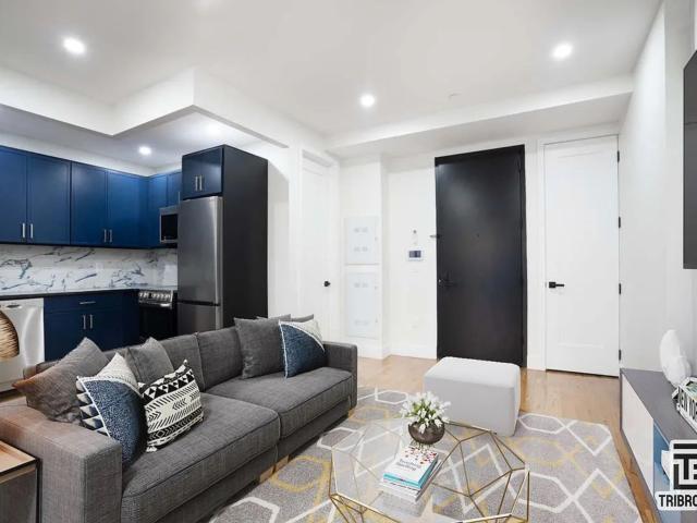 215 South 4th Street, Brooklyn, NY