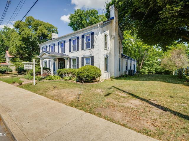 215 South Irish Street