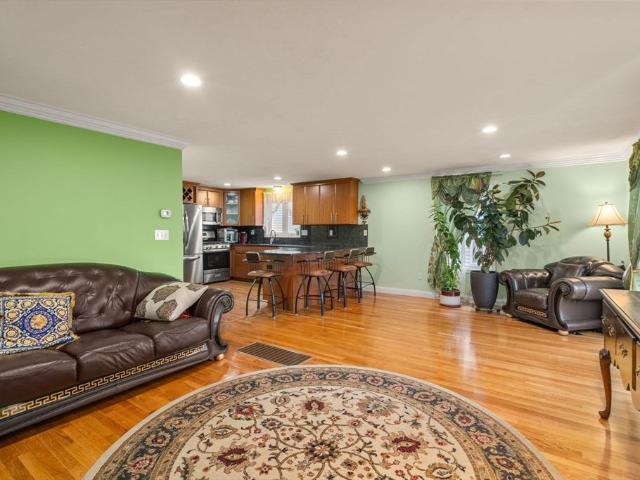 215 Saint Mary St Unit 3, Needham, US, MA