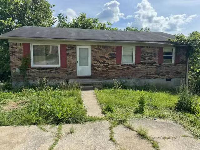 215 salter Road, Berea, KY 40403 645936995