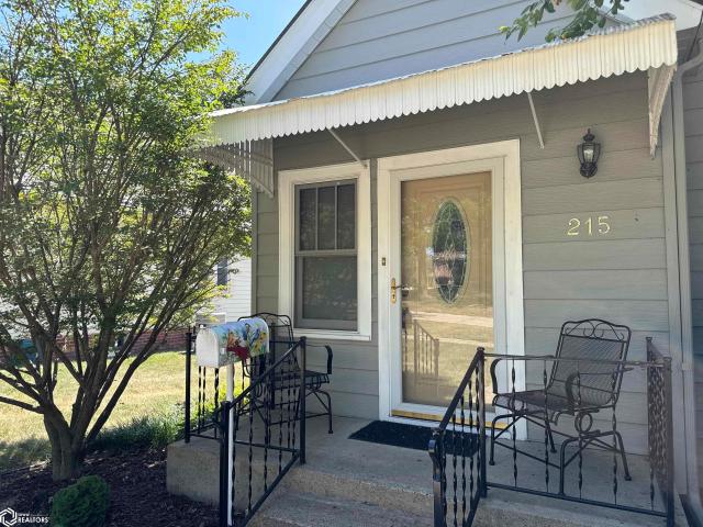 215 Scott Street