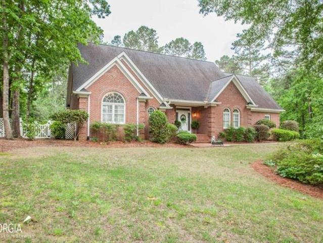 215 Shady Valley Dr, Carrollton, GA 30116