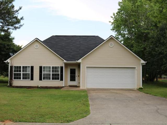 215 Shannons Pl, Comer, GA 30629