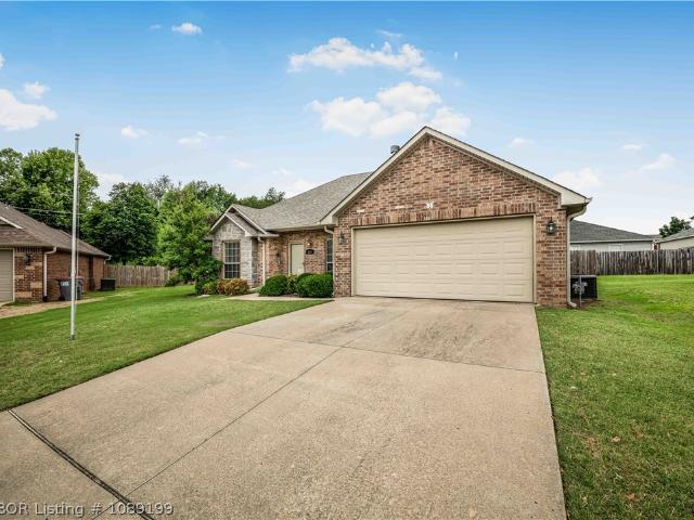 215 Skagway Lane