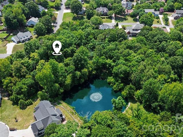 215 Spaniel Drive SE
