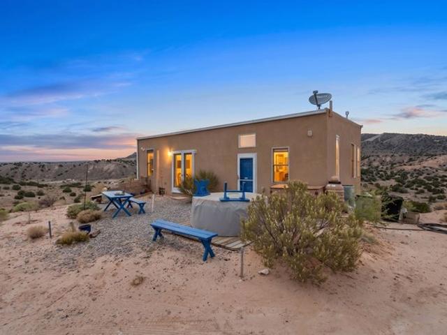 215 State Road 554, Abiquiu, NM 87510